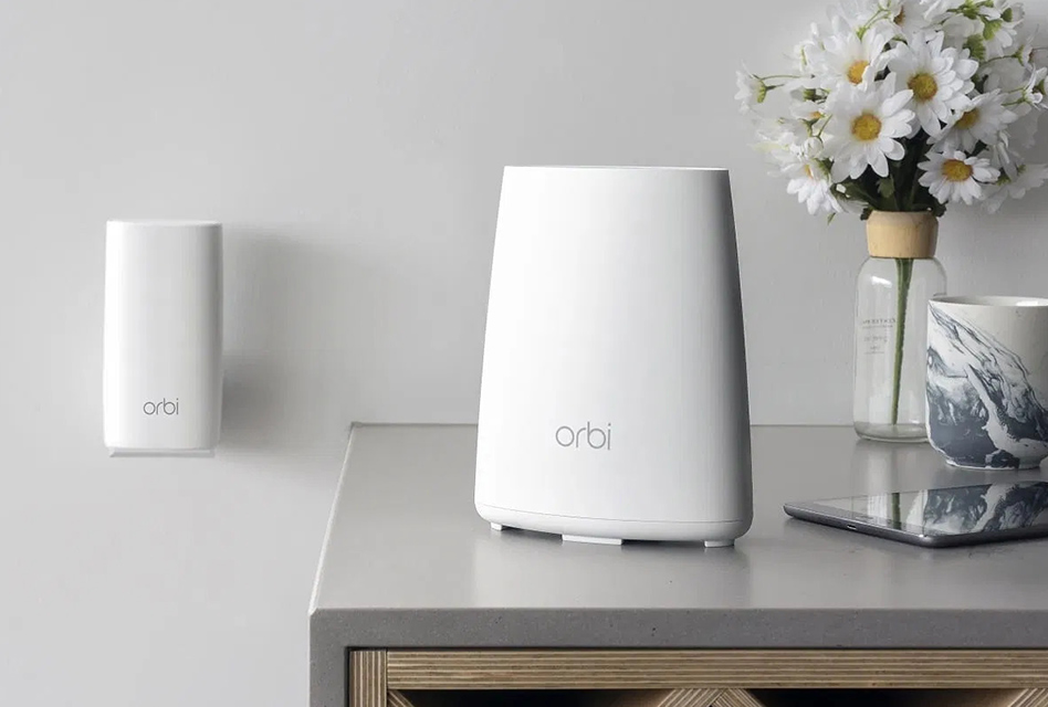 Review: Netgear Orbi Router & Satellite (RBK40) - Modernes Tri-Band ...